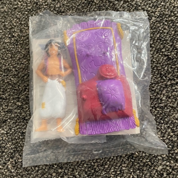Disney | Toys | 992 Disney Aladdin And Magic Carpet Burger King Toy Nwt ...